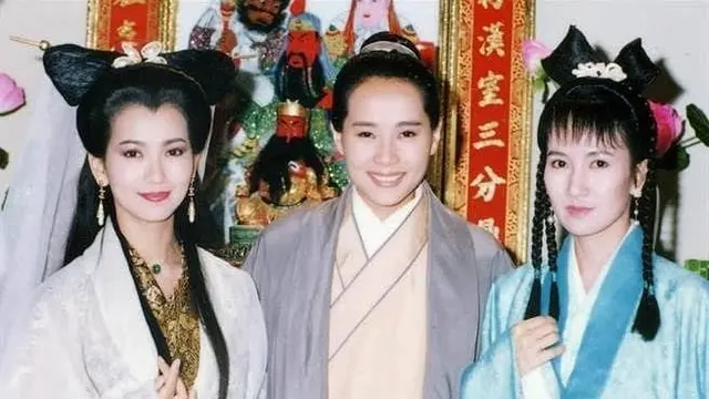 Bintang Legenda Ular Putih, Angie Chiu dan Cecilia Yip Reuni di Atas ...