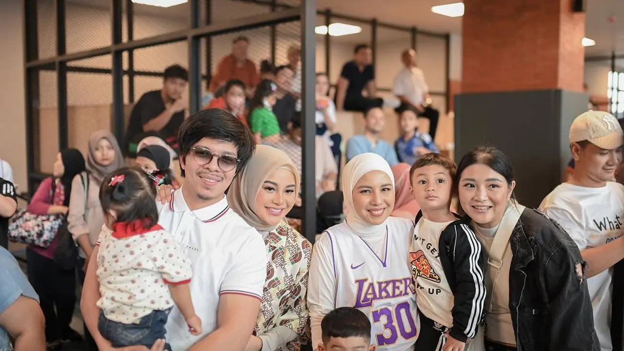 6 Potret Ultah Kalundra Putra Tya Ariestya Bertema Sporty, Jadi Ajang ...