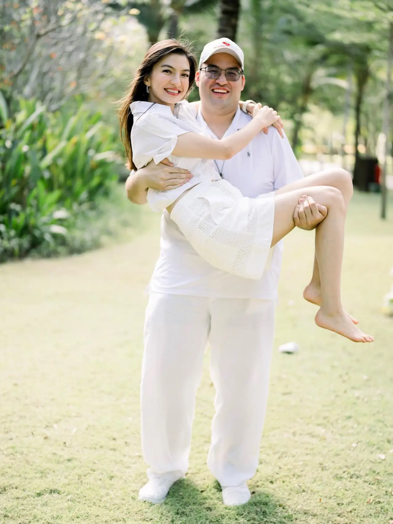 7 Pemotretan Keluarga Raline Shah Bareng Ibu Hingga Nenek Ini Elegan ...