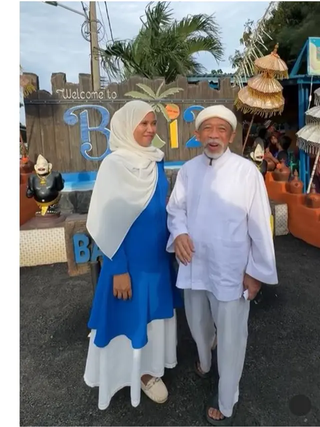 6 Potret Kenangan Pelawak Qomar 4 Sekawan dan Istri, Kerap Bikin Konten Bareng - Hot Liputan6.com