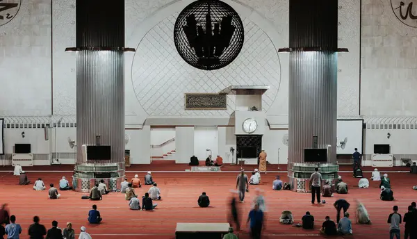 Mengenal Al Hin dan Al Bin, Makhluk Penghuni Bumi sebelum Nabi Adam ...