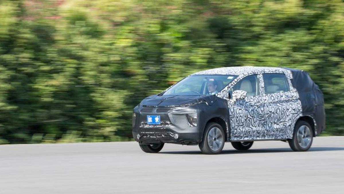 Begini Rasanya Mengendarai Small MPV Mitsubishi - Otomotif Liputan6.com
