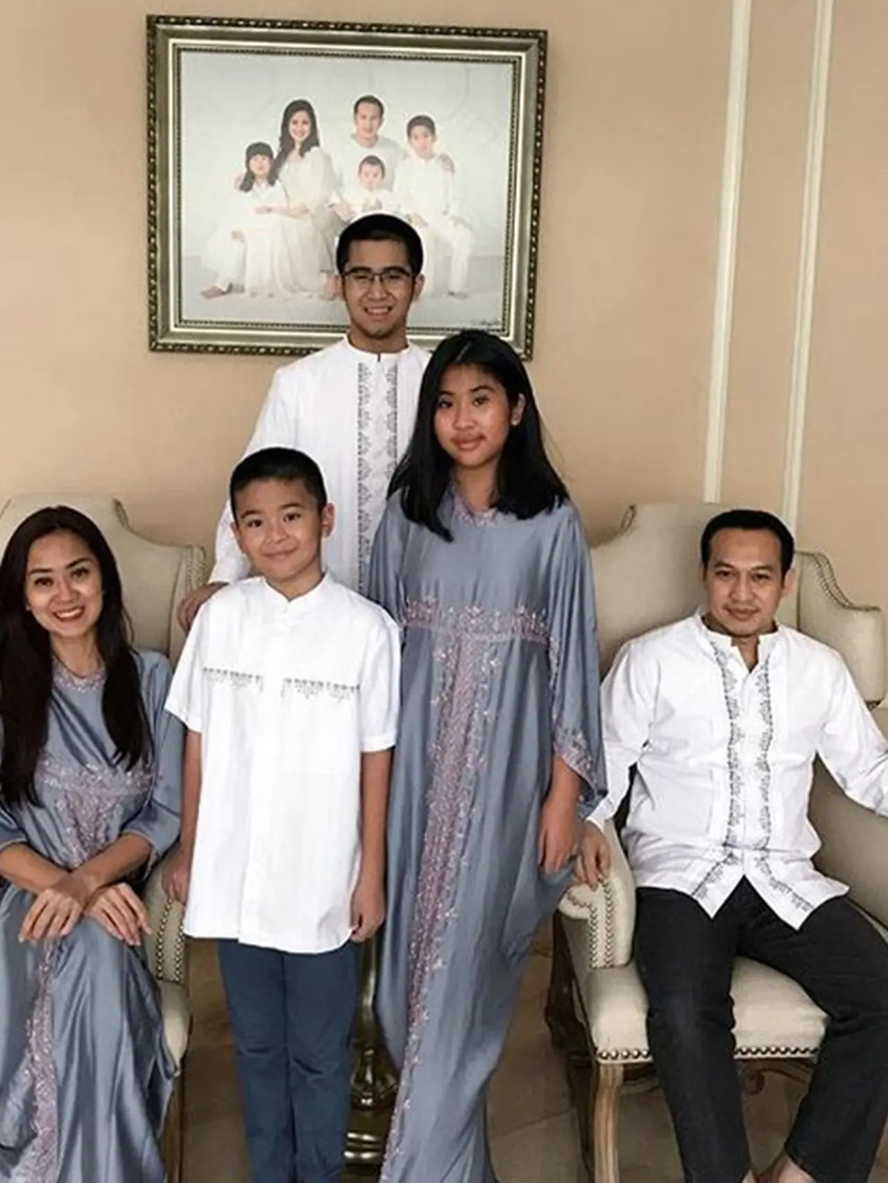 Tante Ernie Minta Izin Kepada Tiga Orang Ini Saat Berakting Sebagai ...