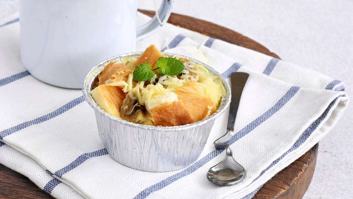 Resep Puding Roti Pisang Keju Kukus