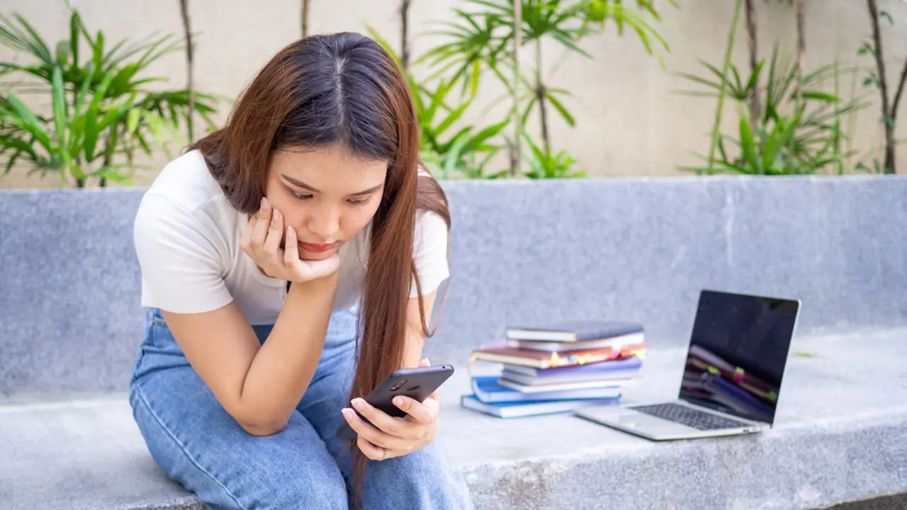 5 Tanda Orang yang Sulit Bahagia dalam Hidupnya