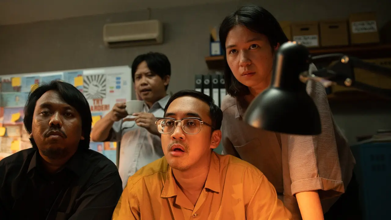 Resensi Film Sleep Call: Tragedi Pinjol dengan Laura Basuki Sebagai ...