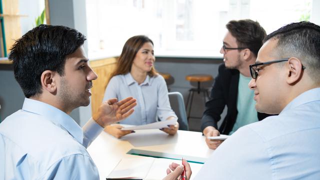 10 Manfaat Diskusi dalam Organisasi, Ketahui Jenis-Jenis dan Tipsnya ...