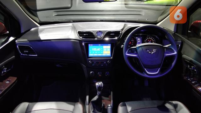 Melihat New Wuling Confero S dari Dekat - Otomotif Liputan6.com