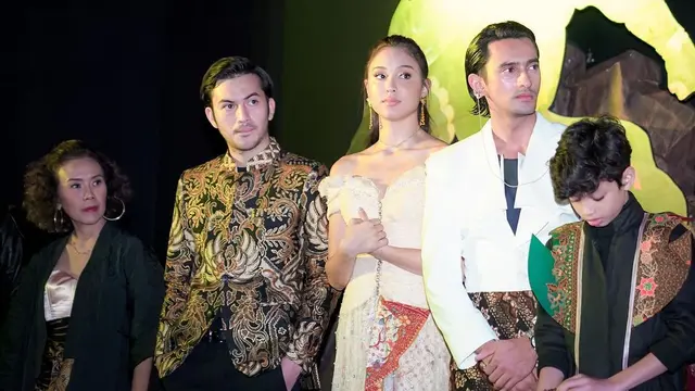 6 Potret Gala Premiere Satria Dewa: Gatotkaca, Dihadiri Erick Thohir dan Wishnutama - Hot ...