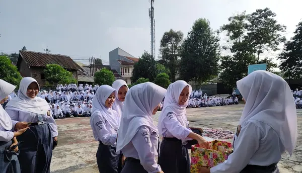 Klarifikasi Wali Kota Prabumulih Soal Kisruh Pencopotan Kepsek, Bantah Anaknya Bawa Mobil ke ...