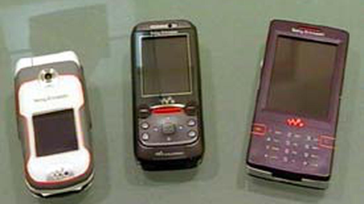 Tiga Seri Terbaru Sony Ericsson Diperkenalkan - News Liputan6.com