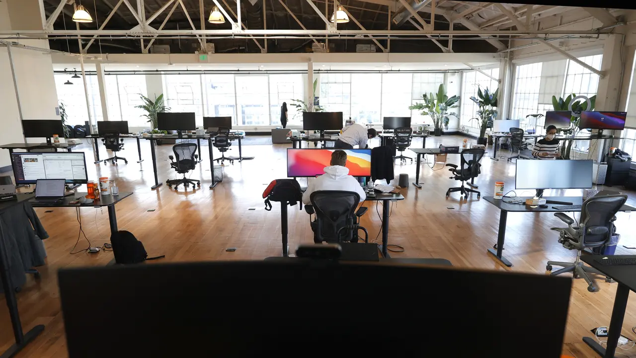 8 Contoh Dampak Positif Modernisasi bagi Kehidupan Masyarakat - Ragam ...