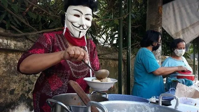 6 Potret Absurd Orang Pakai Topeng Hacker, Sok-Sokan Misterius - Hot ...