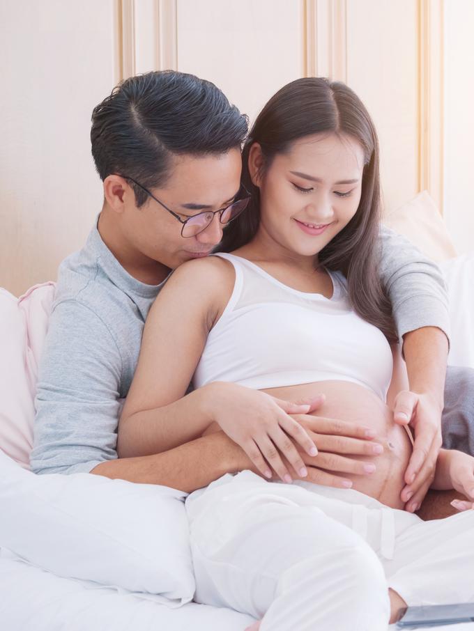 Kapan Melakukan Hubungan Intim Selama Kehamilan Berbahaya? - Parenting Fimela.com