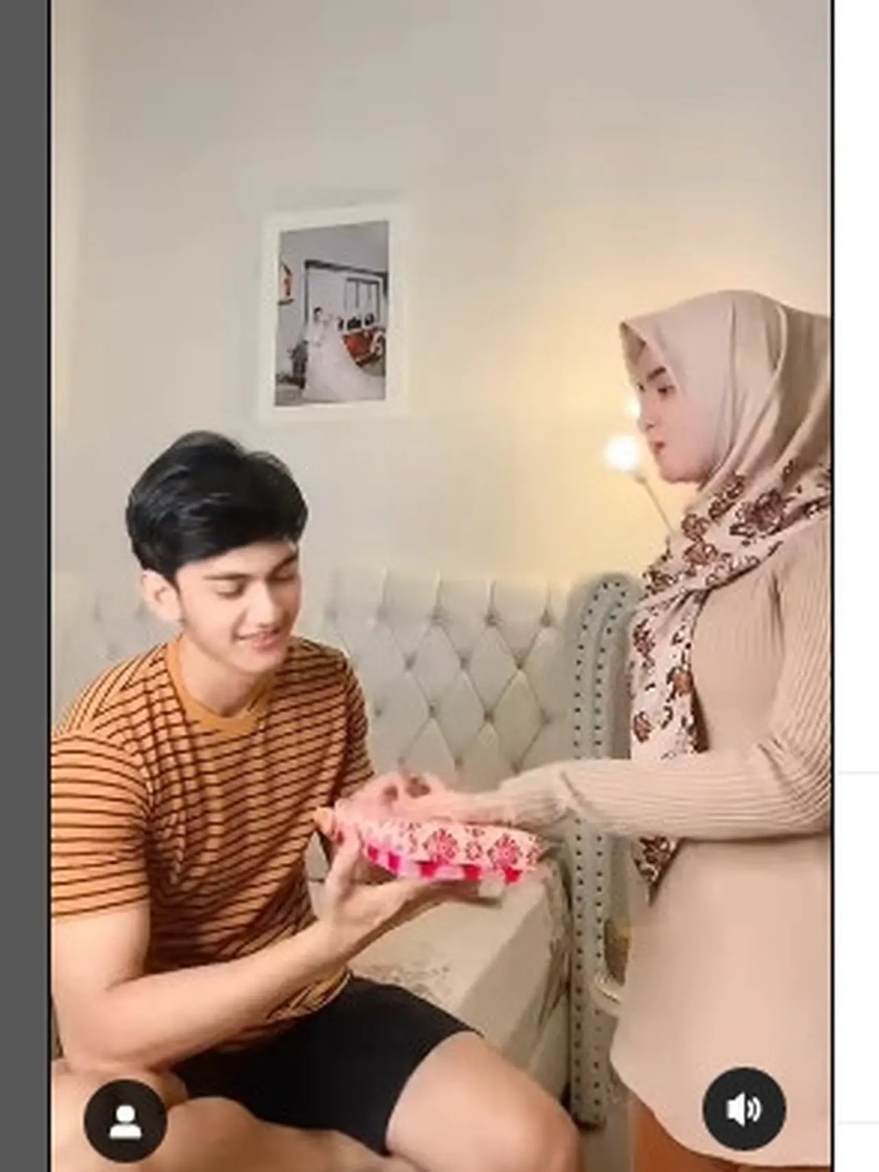 Vicky Kalea Bintang Tajwid Cinta Segera Jadi Ayah, Ini 6 Momen Romantis Ketika Sang Istri Alliza ...