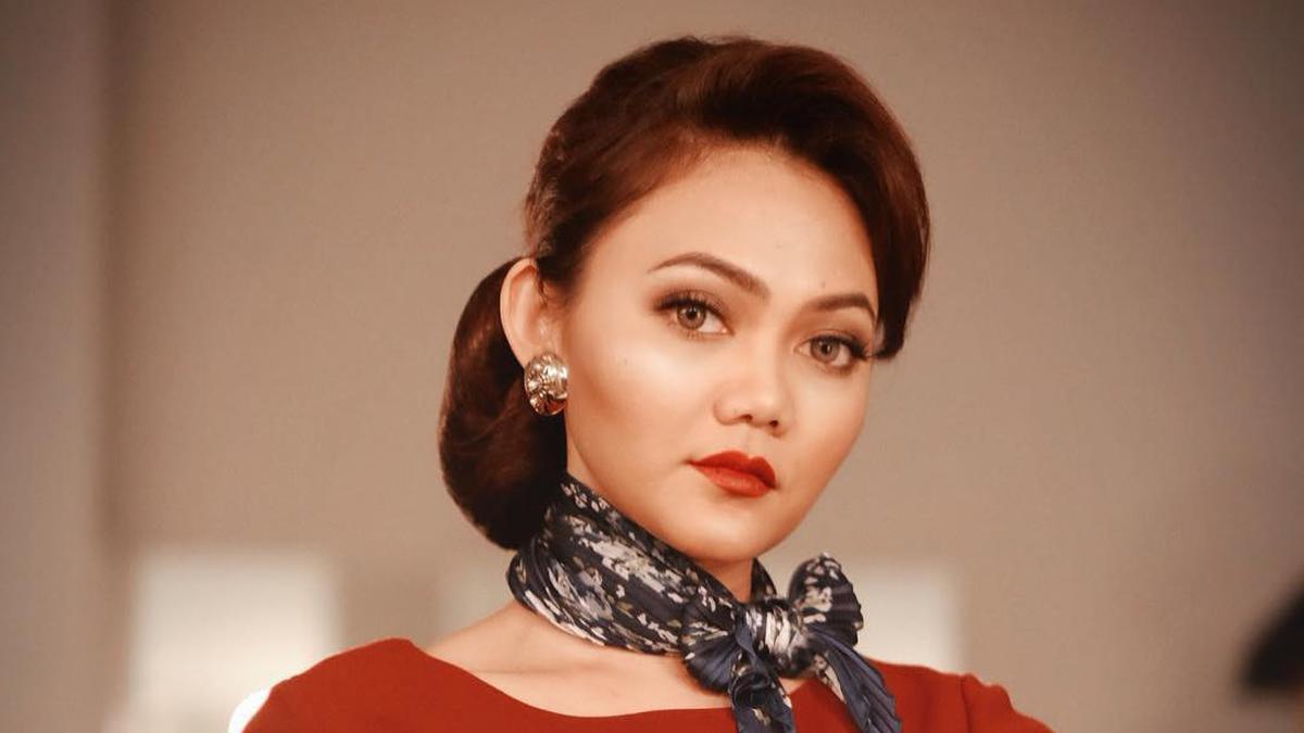 Terungkap, Rina Nose Sudah Tiga Tahun Pacaran dengan Josscy