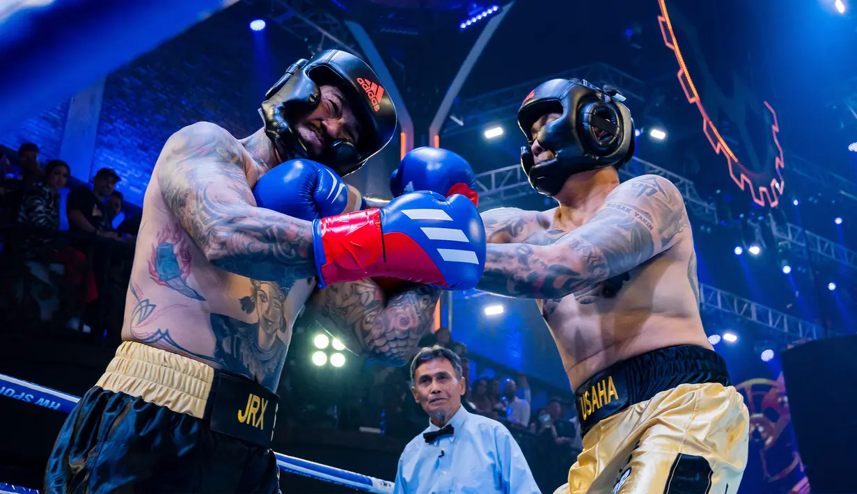 Foto: Uus Baku Hantam dengan Jerinx di Holywings Sport Show Series 3 ...