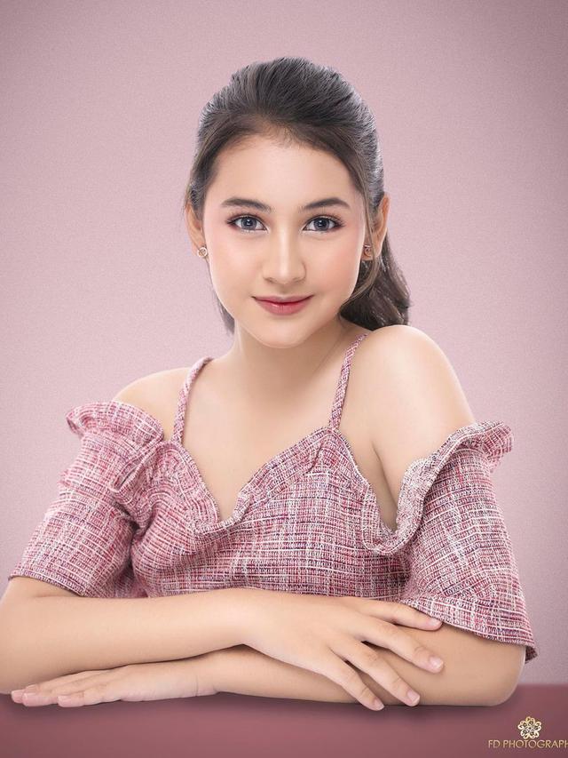 7 Pemotretan Sandrinna Michelle, Disebut Bak Barbie Hidup - Hot Liputan6.com