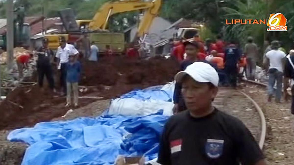 Perbaiki Jalur Cilebut, Tiga Alat Berat Didatangkan - News Liputan6.com