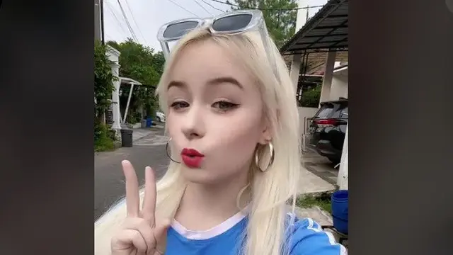 Kulit Dicium Matahari Bukan Hitam Malah Terbakar, Bule Barbie: Kumaha ...