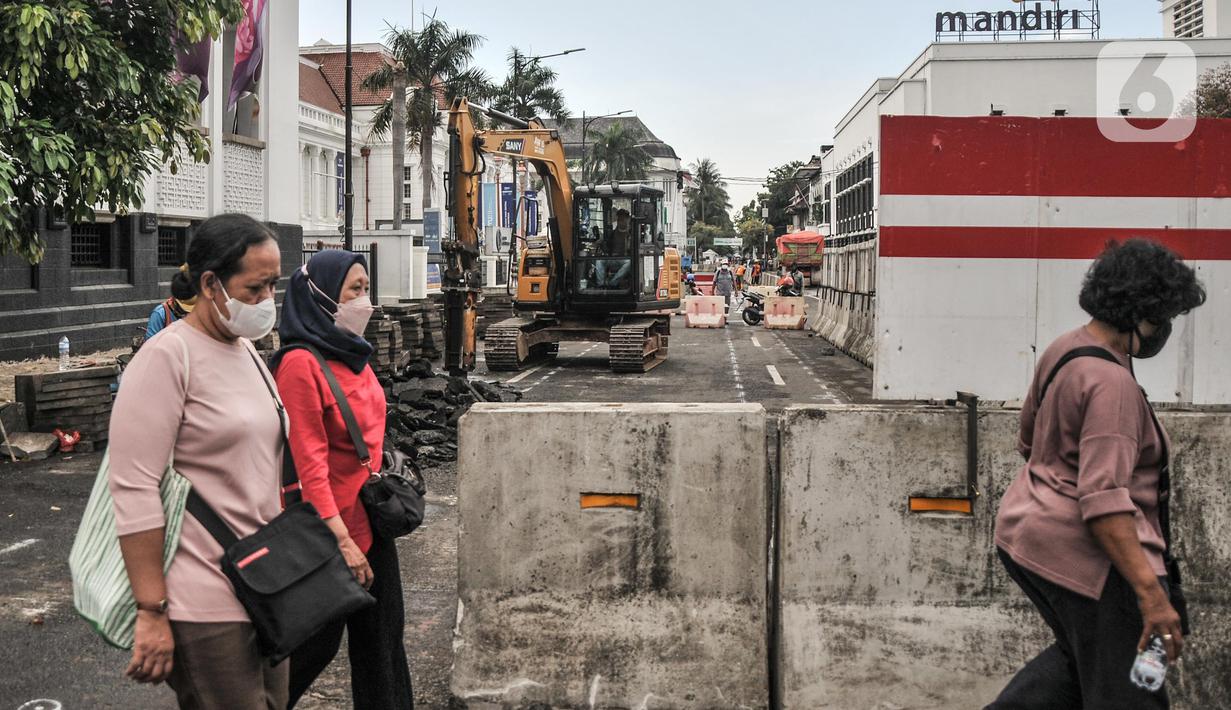 FOTO: Progres Revitalisasi Pedestrian Kota Tua - Foto Liputan6.com