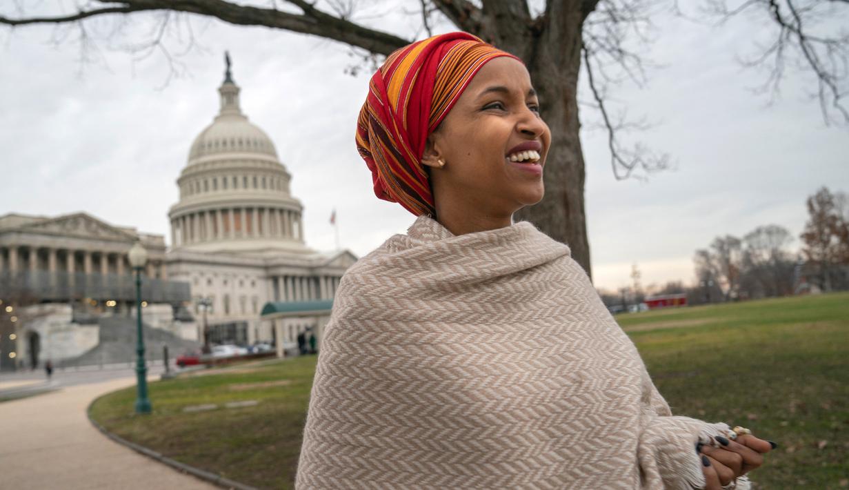 FOTO: Ilhan Omar Jadi Senator Berhijab Pertama di AS - Foto Liputan6.com
