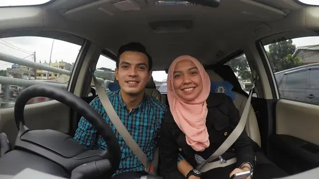 Jarang Tersorot, Ini 6 Potret Harmonis Temmy Rahadi dan Istri - Hot ...