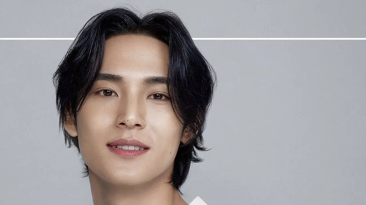 6 Fakta Menarik Mingyu Seventeen yang Berulang Tahun ke-26, Jago Main Gitar dan Jadi Sutradara ...