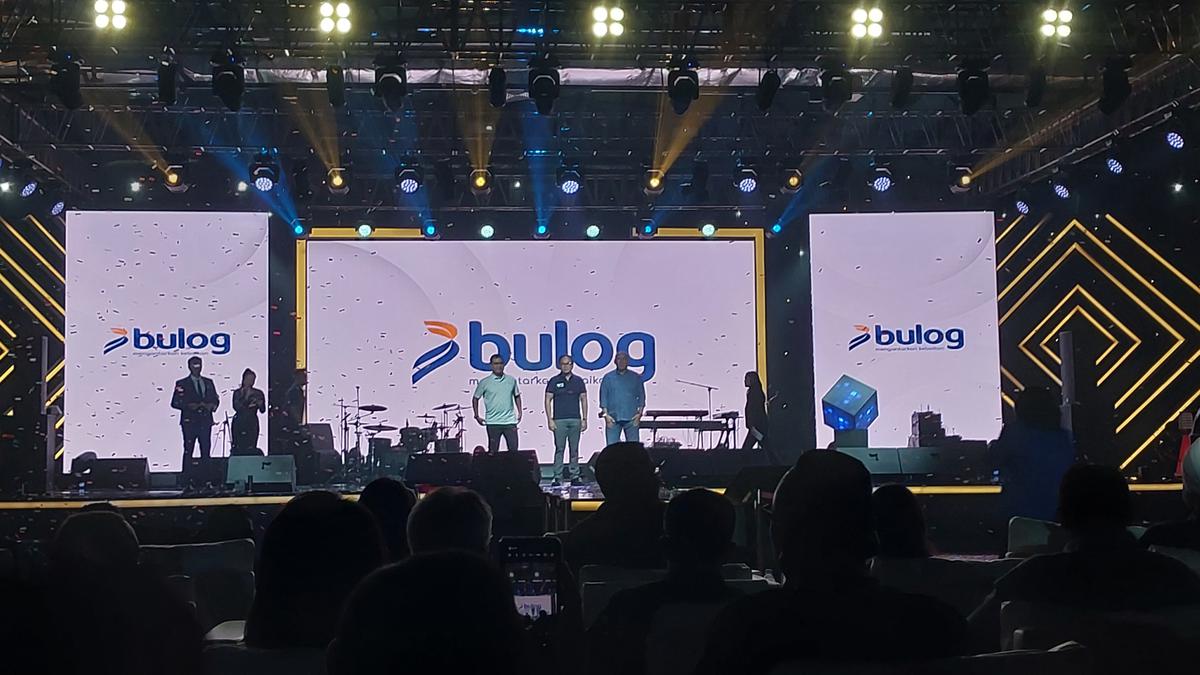 Bulog Resmikan Logo Baru, Wamen BUMN Titip Pesan Ini