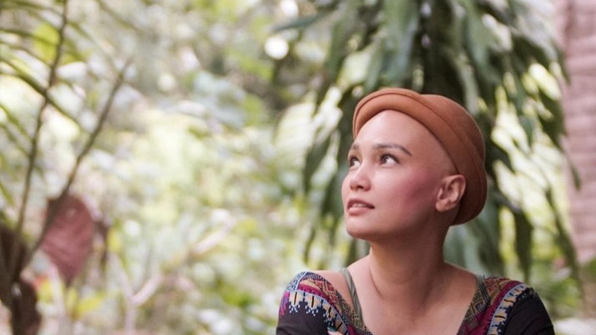 Feby Febiola Jalani Kemoterapi Terakhir Kanker Ovarium - ShowBiz ...