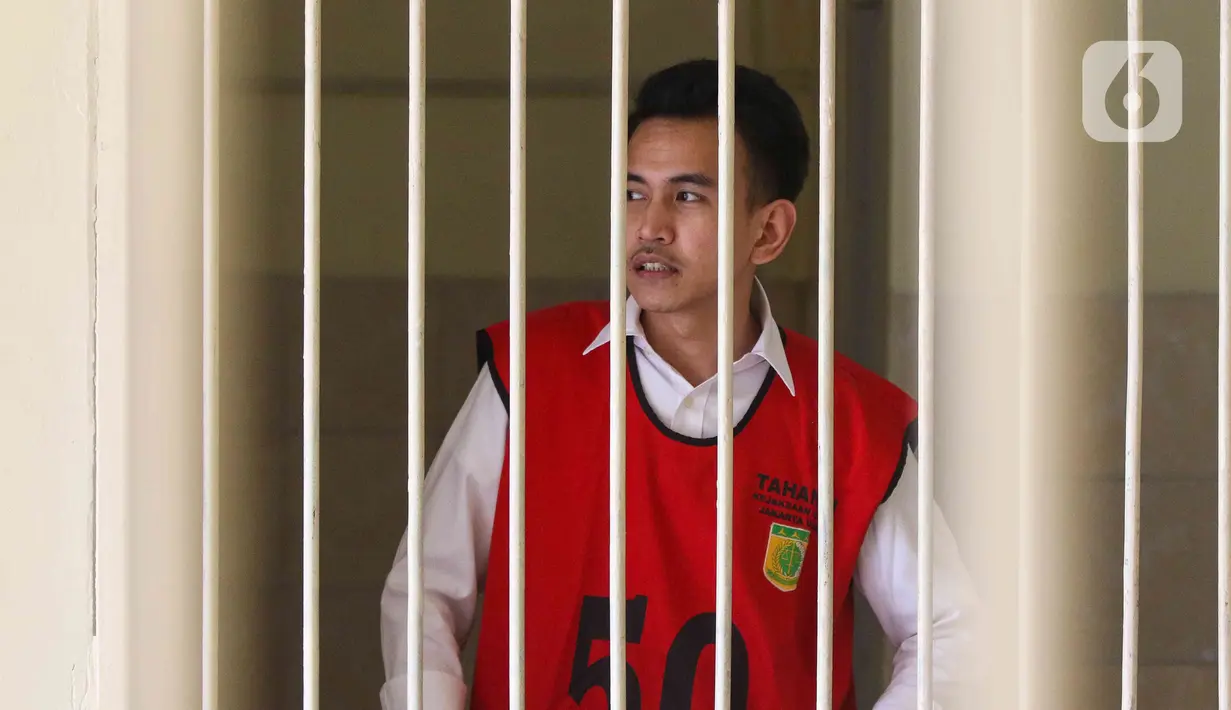 FOTO: Adam Deni Jalani Sidang Pledoi Kasus Pelanggaran UU ITE - Foto ...