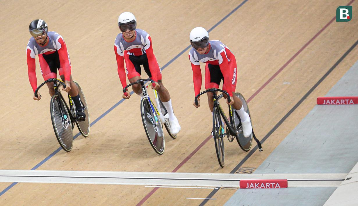 Foto: Perjuangan Tak Kenal Lelah Para Pebalap Sepeda Indonesia di Ajang ...