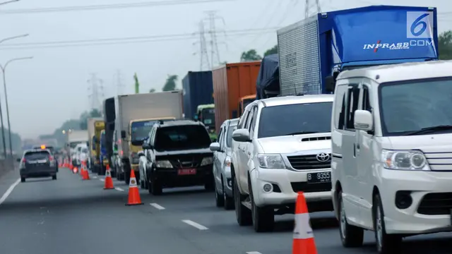 Jasa Marga Perpanjang Contraflow di Jalan Tol Jakarta-Cikampek - Bisnis Liputan6.com