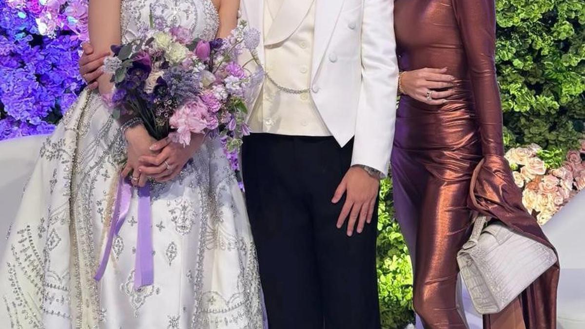 Gaya Busana Olla Ramlan di Pernikahan Rizky Febian dan Mahalini Dinilai ...