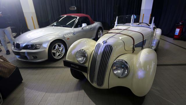 Sertifikasi Khusus BMW Classic Partner Pertama di Asia - On Off ...