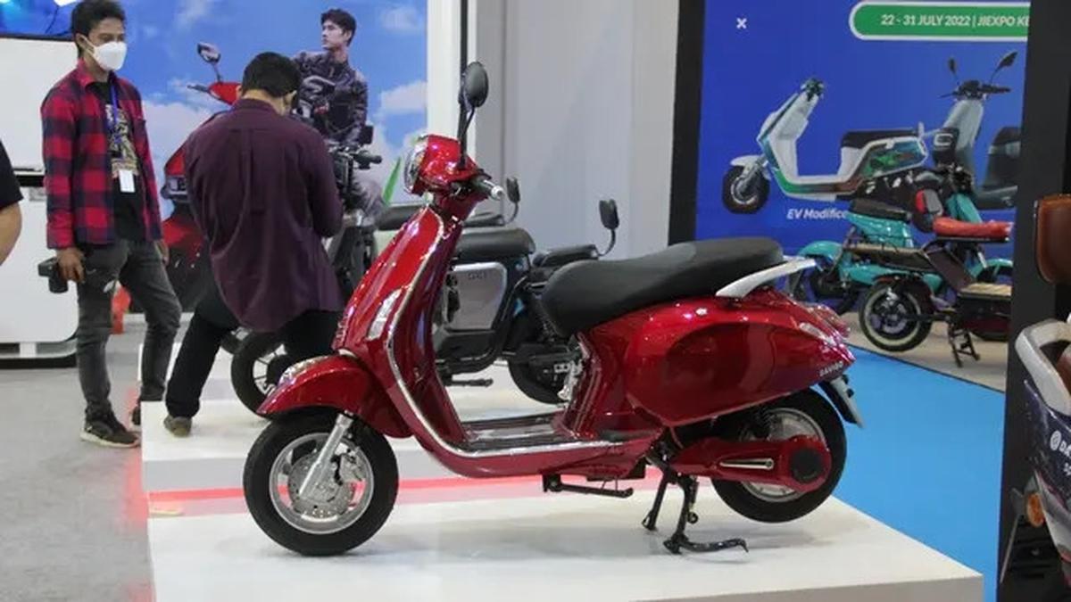 Tanggapan Piaggio Indonesia Soal Banyaknya Motor Listrik Mirip Vespa ...