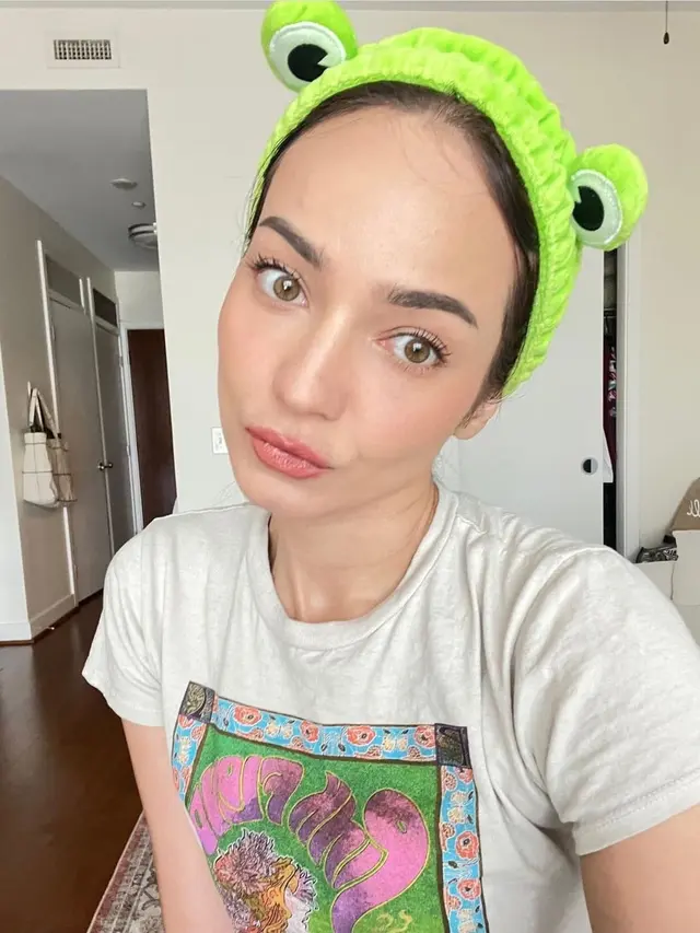 7 Potret Enzy Storia Jadi Ibu Rumah Tangga di Washington, Hobi Bikin ...