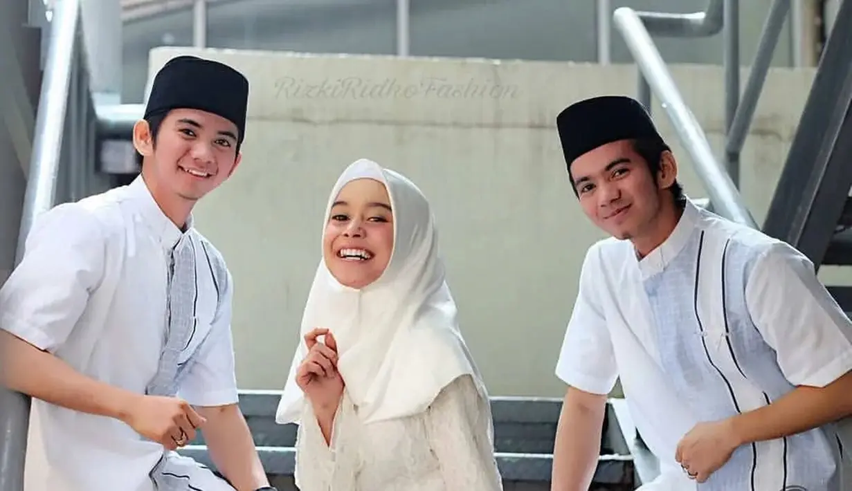 Beri Dukungan dan Doa Tulus, Ini Potret Lawas Rizki Ridho DA dan Lesti ...