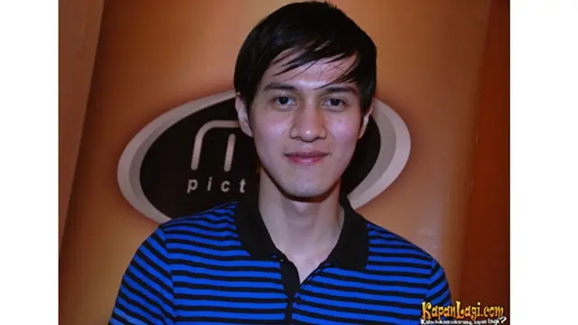 Ulang Tahun ke-34, Ini 6 Potret Lawas Herjunot Ali di Awal Karier - Hot Liputan6.com