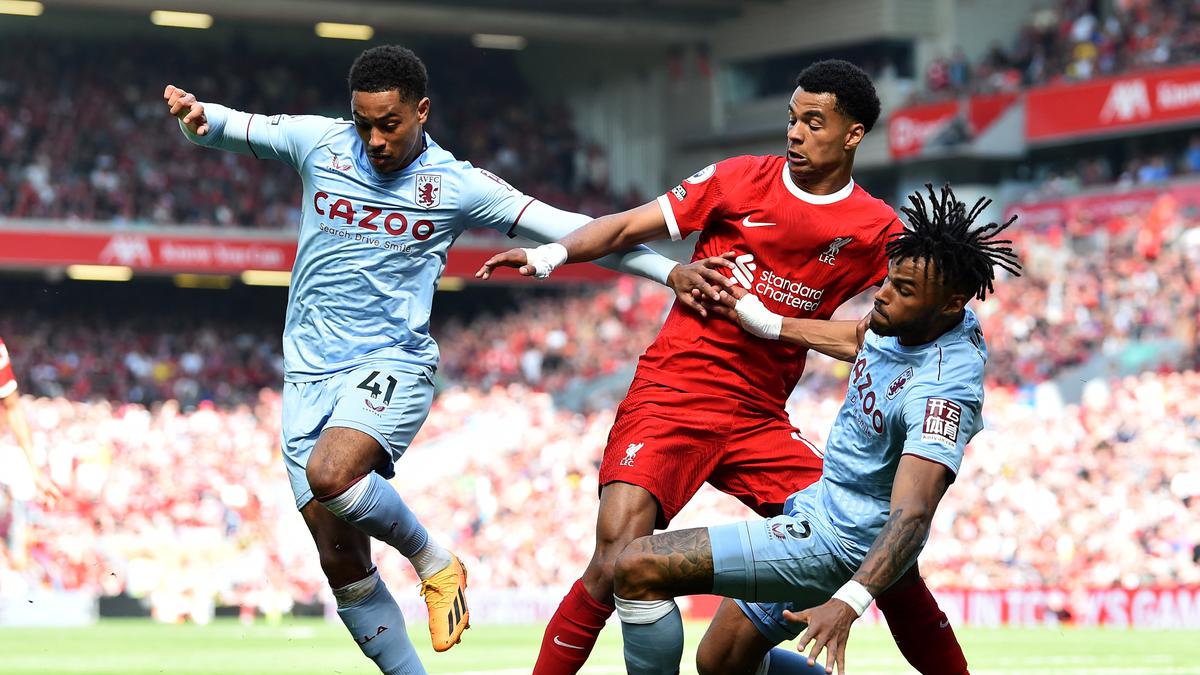 Hasil Liga Inggris: Roberto Firmino Cetak Gol Penyelamat, Liverpool Susah Payah Imbangi Aston ...