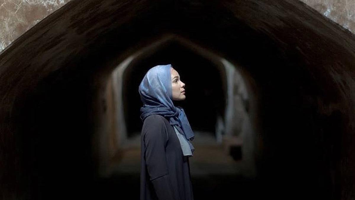 Dewi Sandra Menyesal Tak Bisa Hangout Bareng Ashraf Sinclair Semasa ...