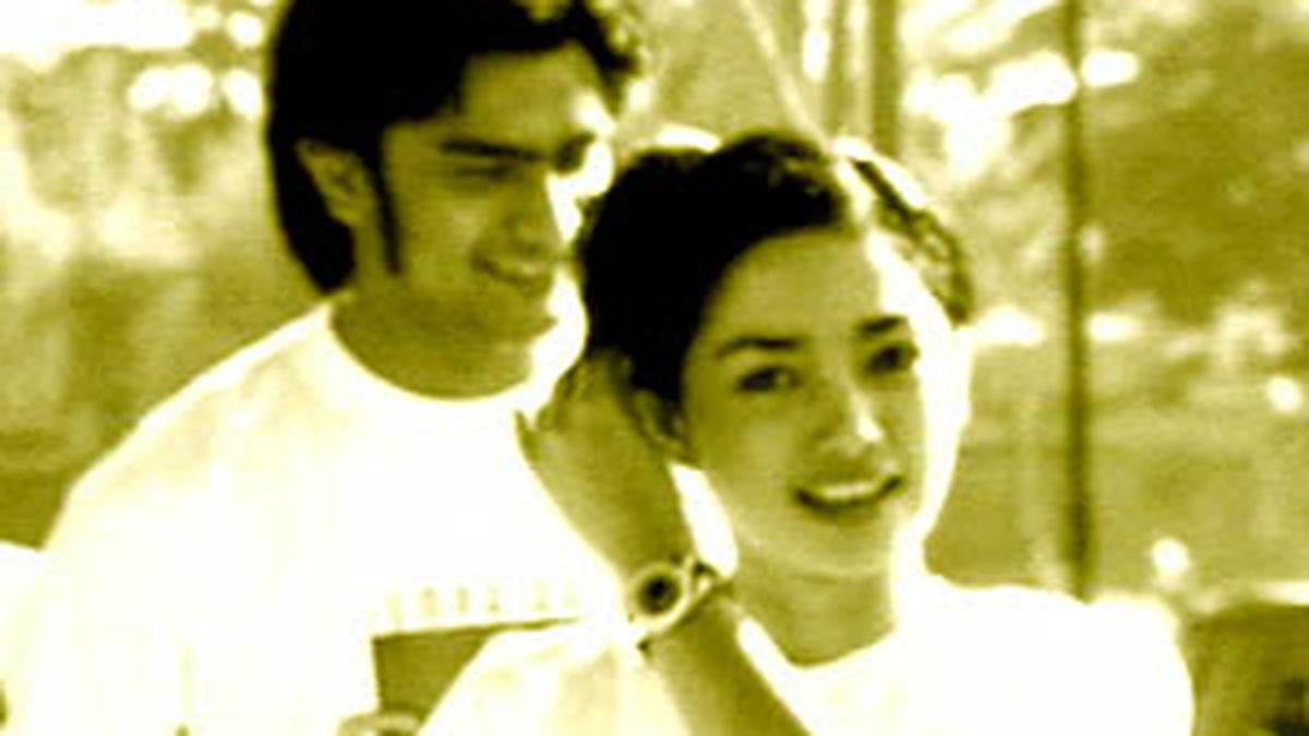 Ussy Susilawati-Sandy Syarif Putus - ShowBiz Liputan6.com