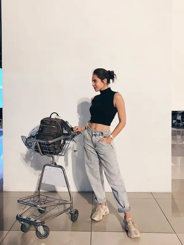 10 Artis Ini Disebut Miliki Body Goals Wanita Indonesia, Bikin Iri ...