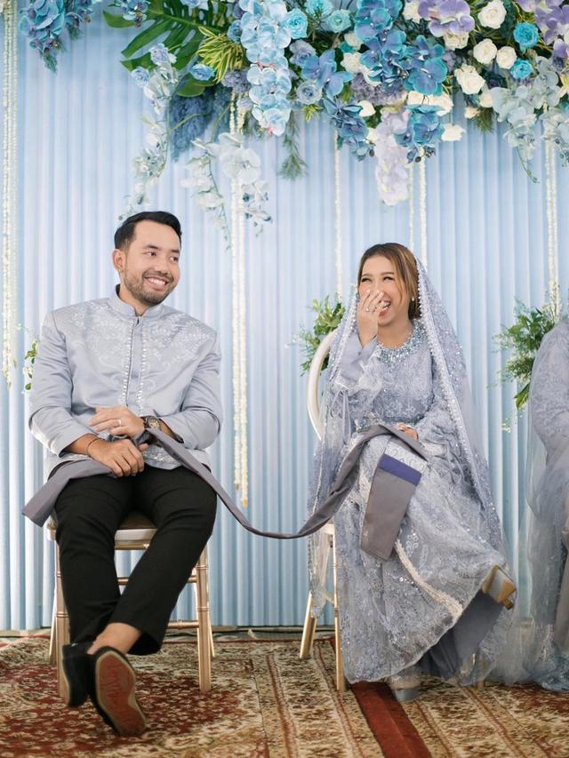 Jelang Menikah, Ini 7 Potret Bahagia Kiky Saputri di Momen Pengajian dan Siraman - Hot Liputan6.com