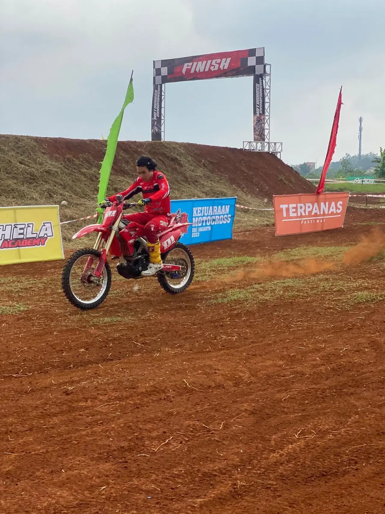 Main Sinetron Baru, Ini 7 Potret Erdin Werdrayana Jadi Anak Motorcross ...