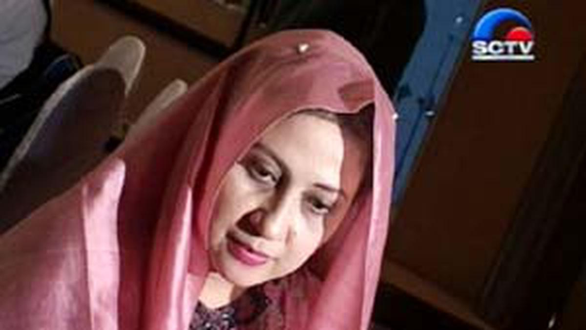 Yessy Gusman dan Anak Lebaran di Mekah - ShowBiz Liputan6.com