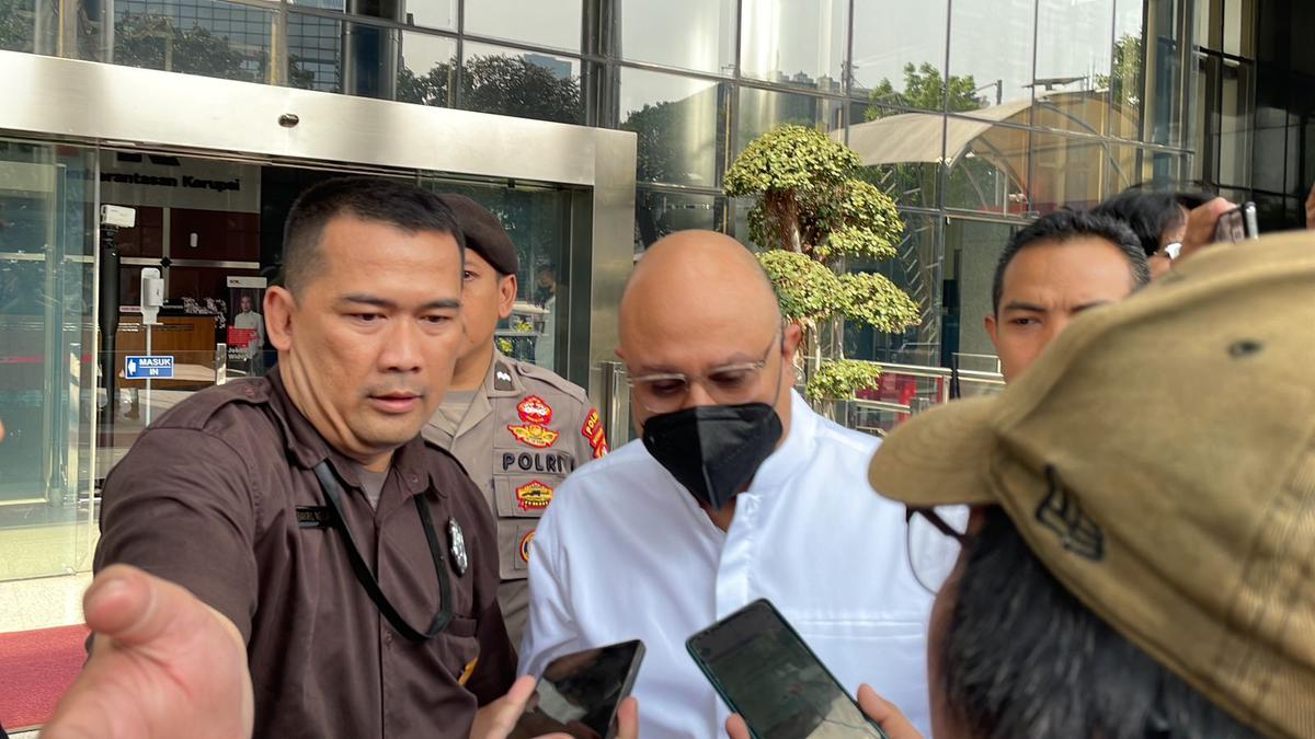 Keterangan Irwan Mussry, Suami Maia Estiaty Usai Diperiksa KPK Terkait Korupsi di Bea Cukai ...