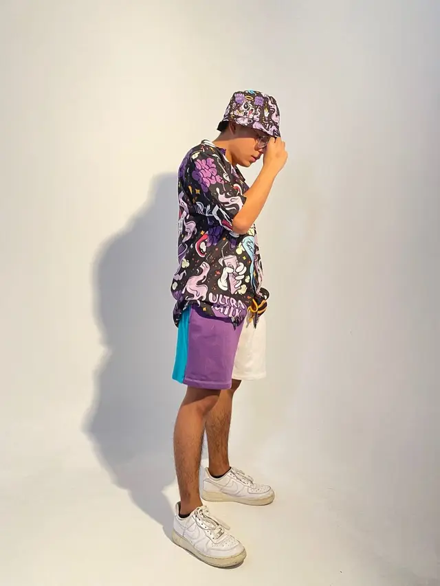 6 Gaya Brandon De Angelo IMB saat Pakai Bucket Hat, Tampil Stylish ...
