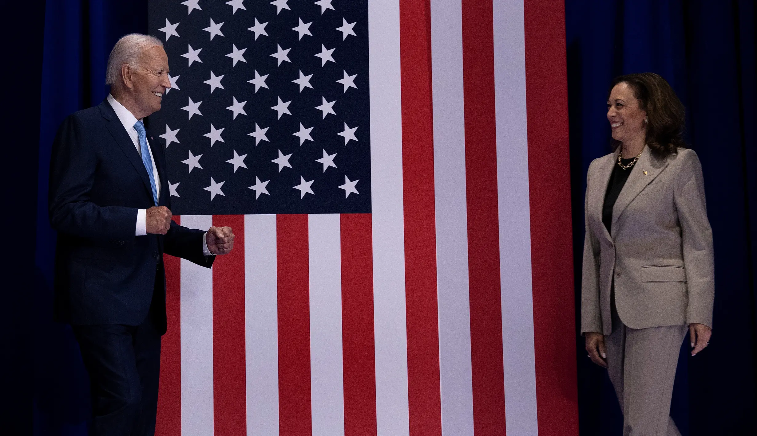 Joe Biden dan Kamala Harris Tampil Bersama untuk Pertama Kali Sejak ...