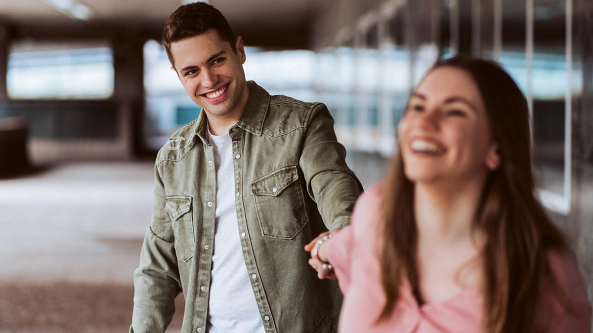 5 Cara Menjadi Support System untuk Pasangan yang Baik